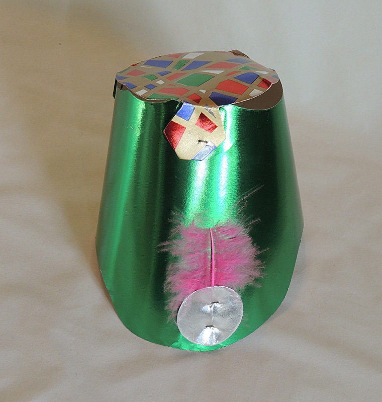 4 Vintage New Years Paper Party Hats.. Foil Cardstock With Feather ...