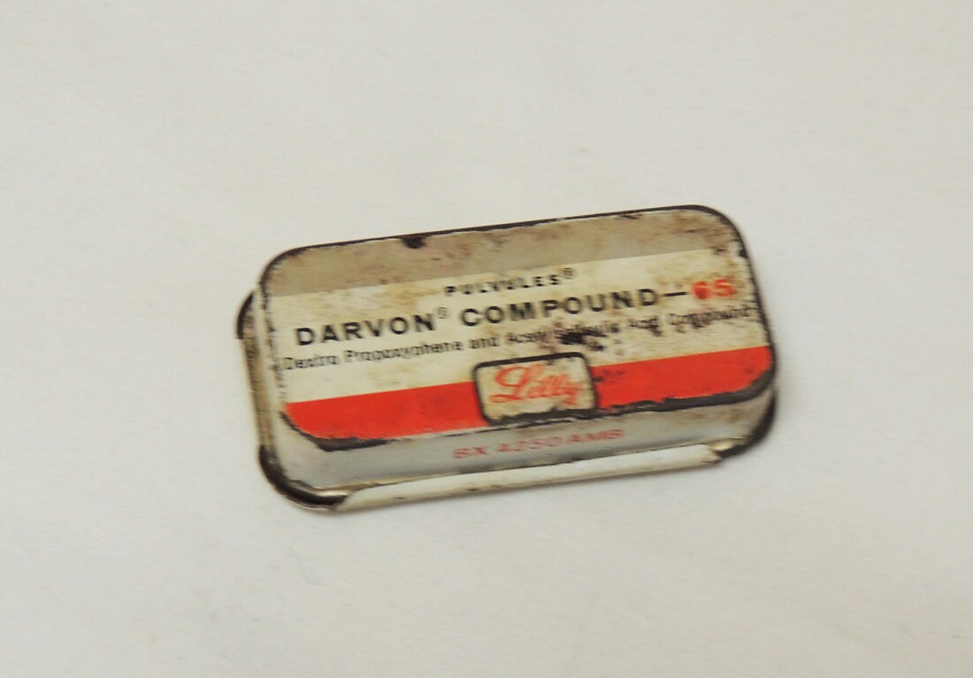 Vintage Darvon Compound Lilly Metal Tin BX 4250 AMB
