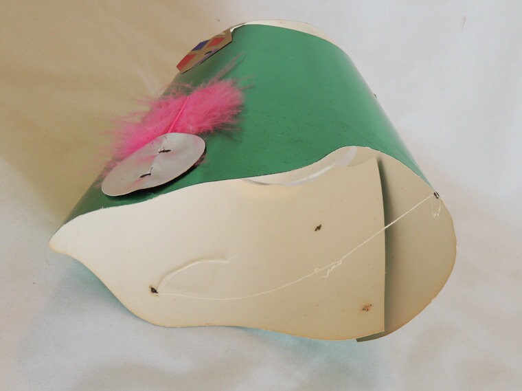 4 Vintage New Years Paper Party Hats.. Foil Cardstock With Feather ...