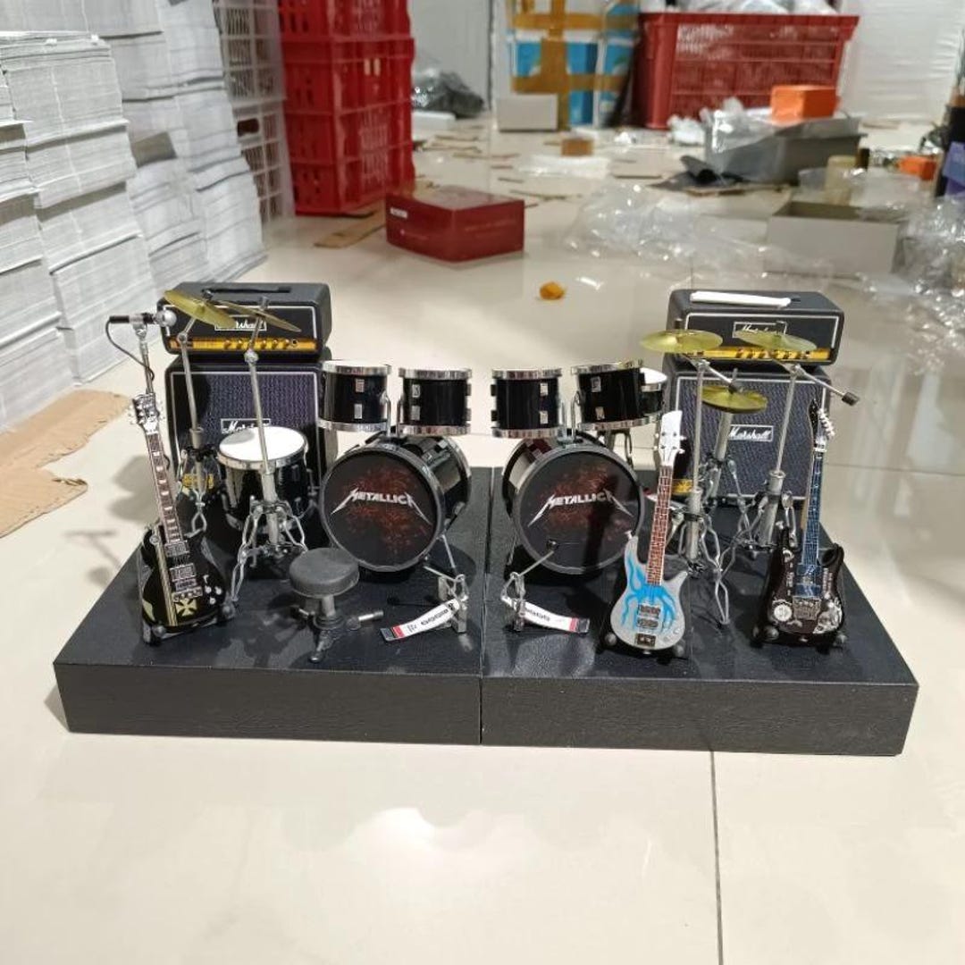 Miniature Double Bass Drum Set Plus Amplifier Miniature Guitar Scale 1: ...