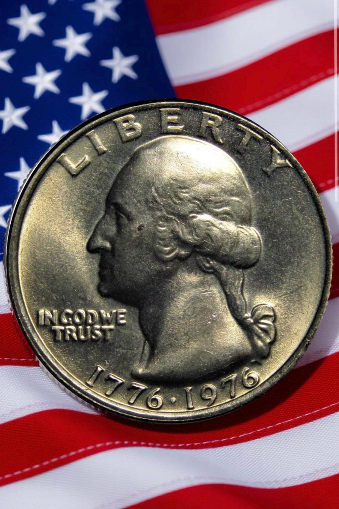 1776–1976 P & D Bicentennial Quarter • Washington 25 Cent • Circulated ...