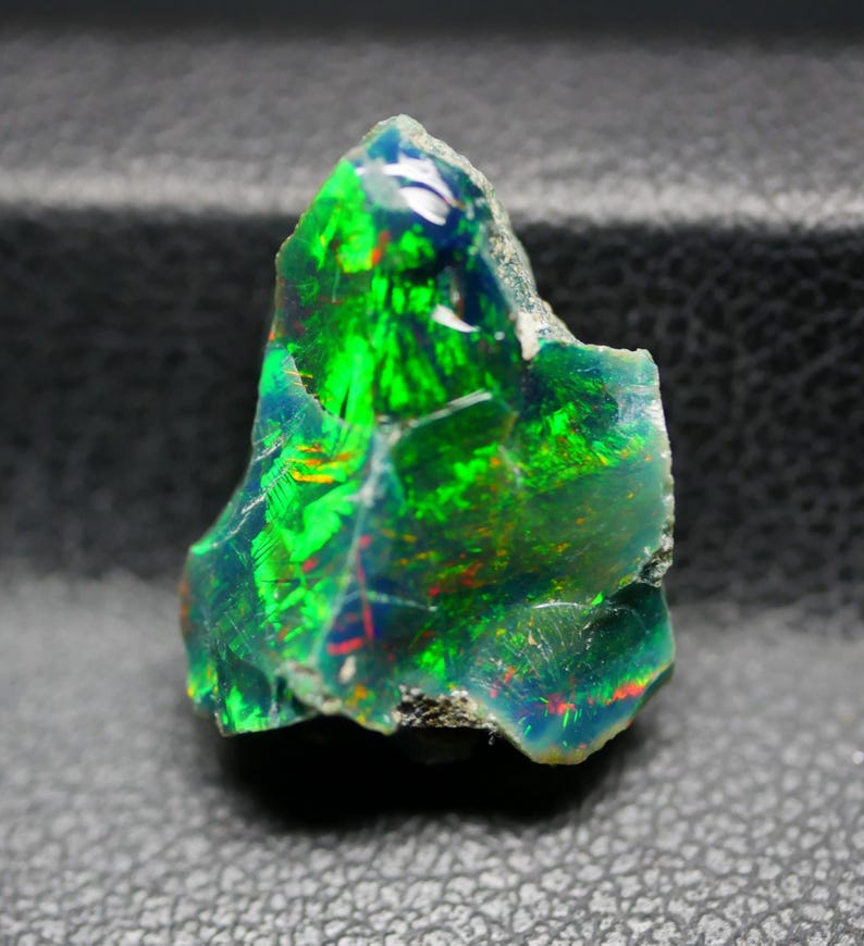 5.45ct Ethiopian Black Opal Rough, Rainbow Fire Welo Opal - Etsy UK