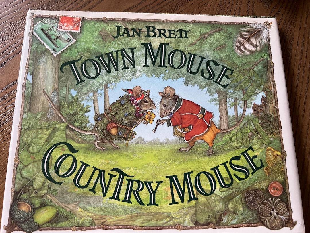 Town Mouse Country Mouse by Jan Brett Hardcover Beautiful Book Mice ...