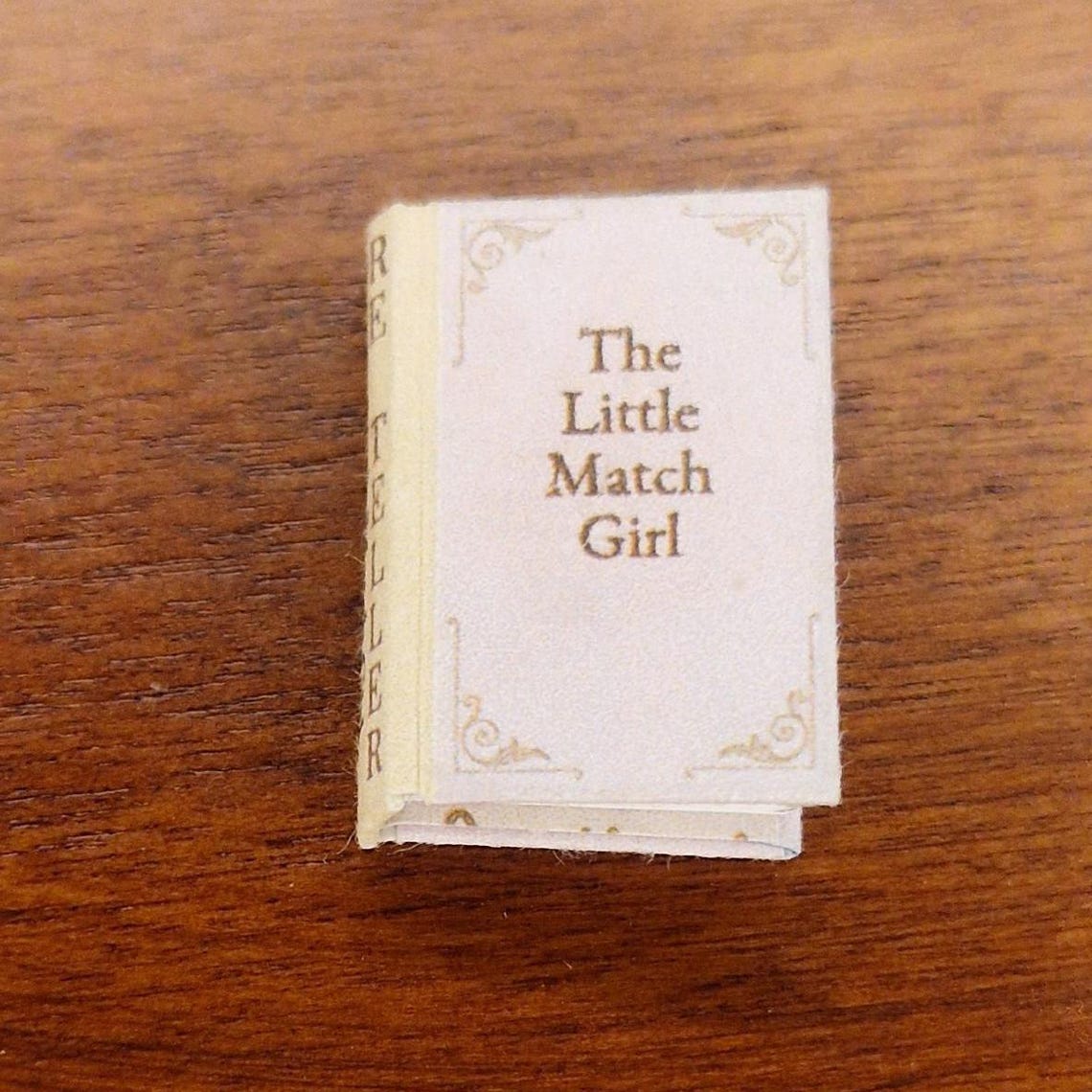 The Little Match Girl – Printable Miniature Book in 1:12 Scale ...