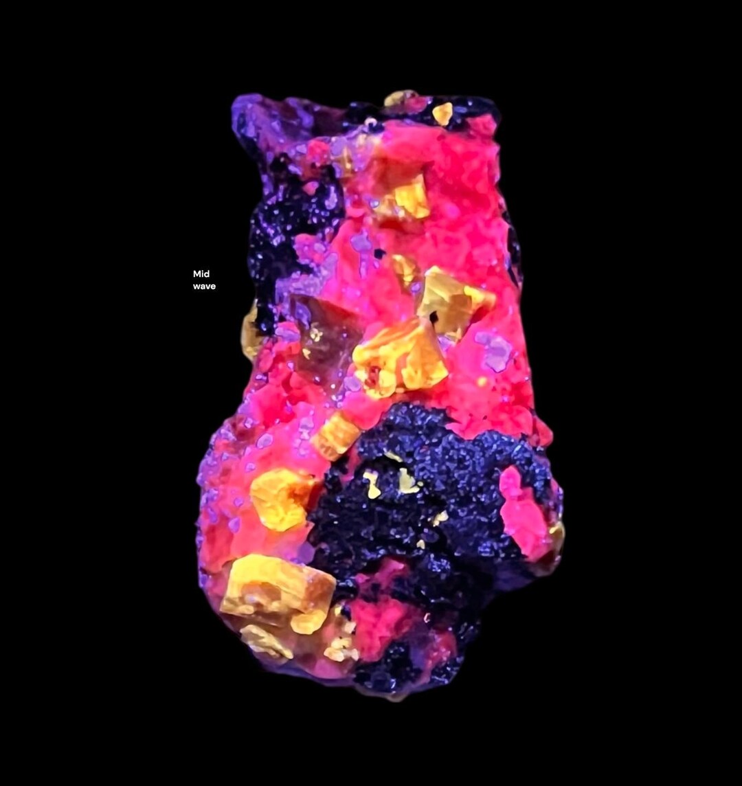 31 Gram Extremely Rare Fluorescent Natural Red Zircon Crystal Specimen ...