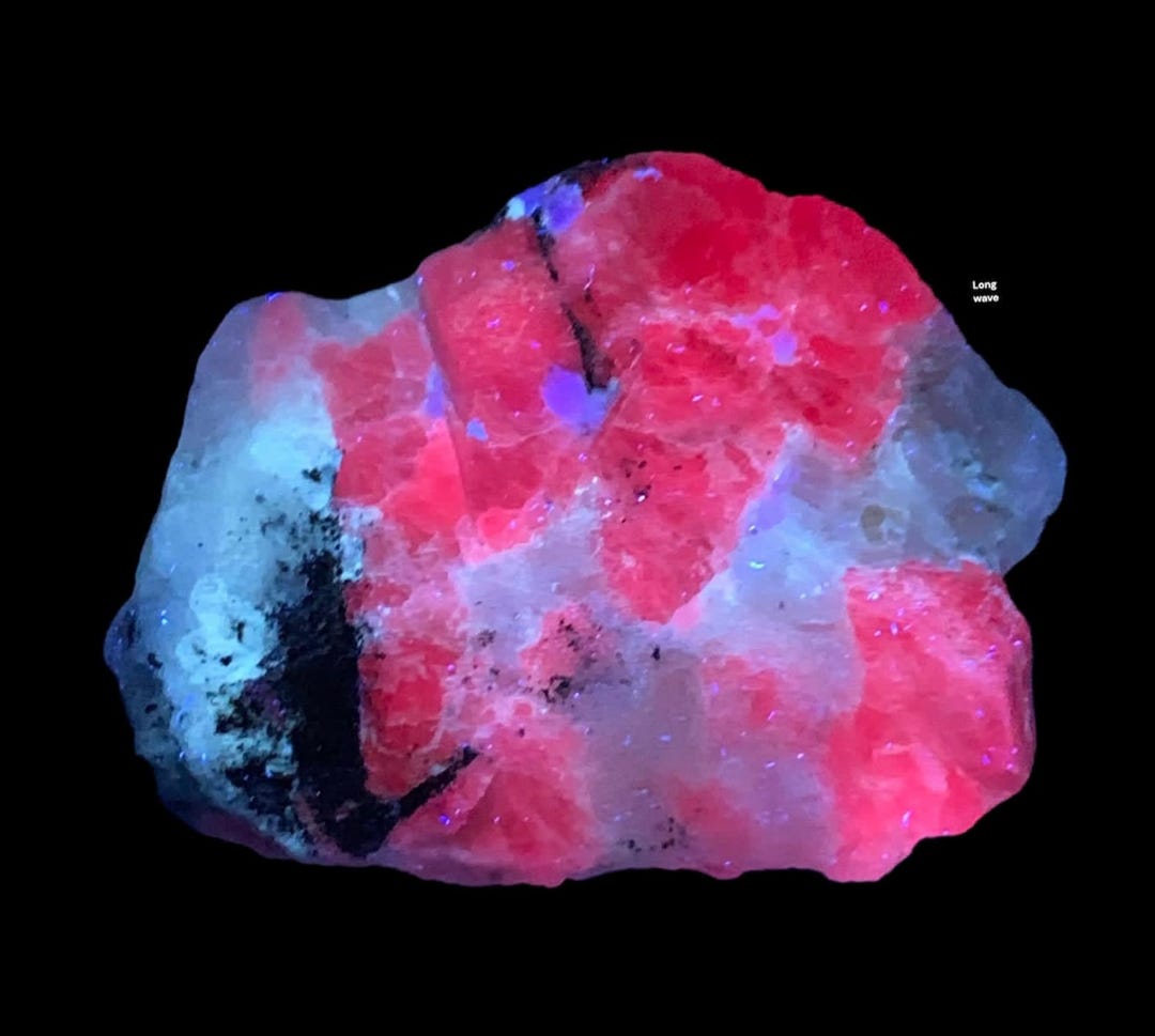 23 Gram Fluorescent Spinel Crystal – Glows Under UV Light, Collectible ...