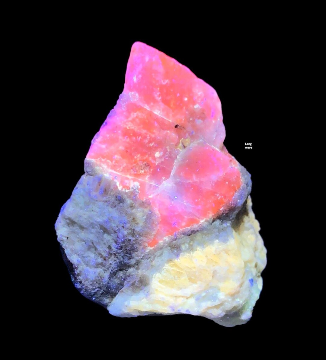 Rare Fluorescent Purple Color Change Hackmanite Specimen: 26 Gram ...