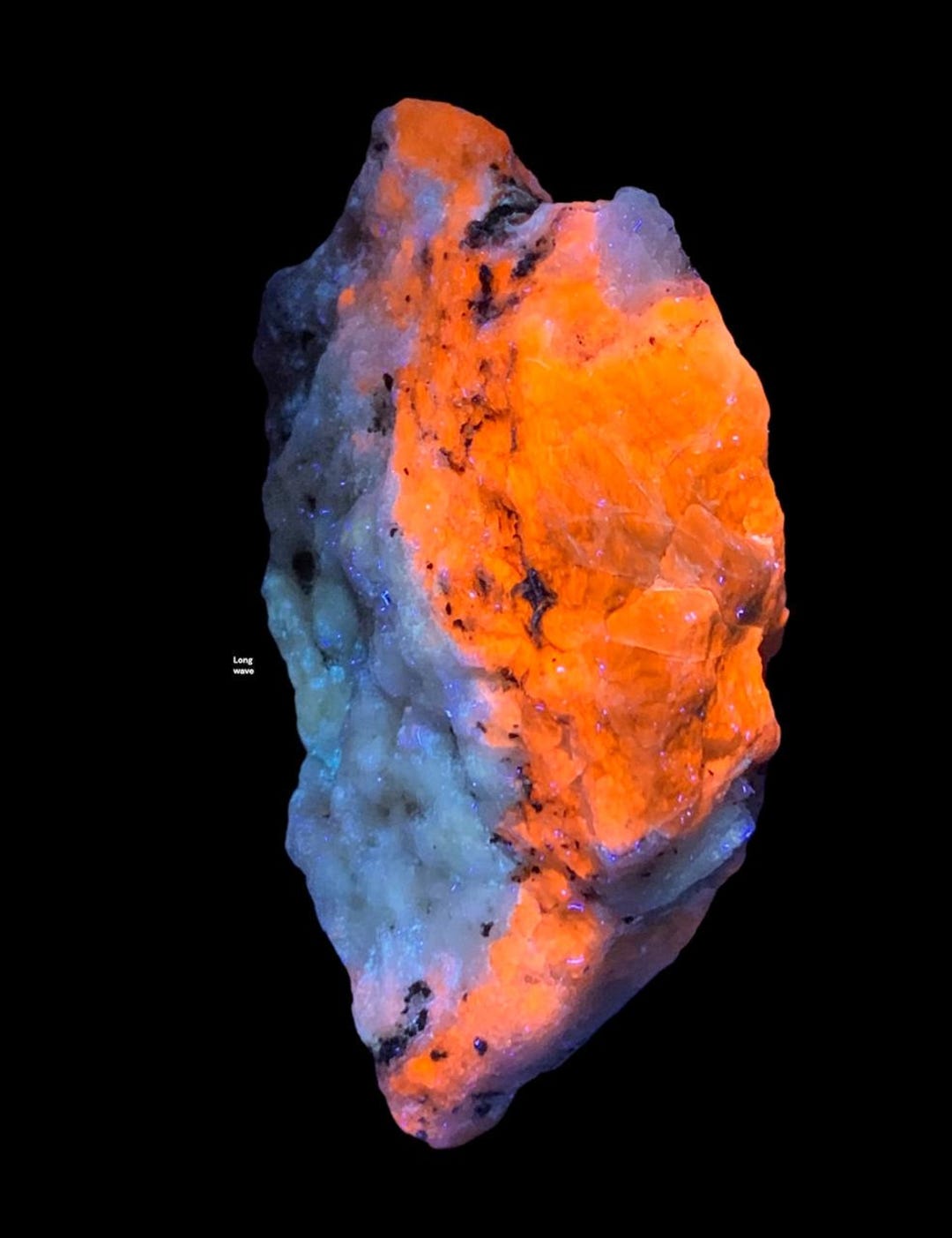 42 Gm Fluorescent Emerald Color Sodalite Emerald Glow Under UV Light ...