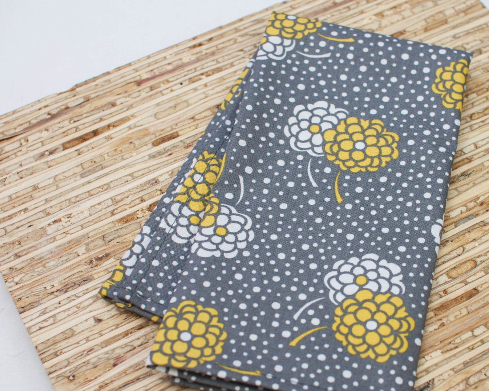 Large Cloth Napkins Set of 4 N2644 Gray Mums Flower | Etsy