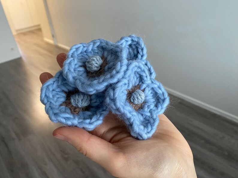 008 Acc - Forget-me-not · Bloom | Pure Wool · Hand-knitted Statement ...