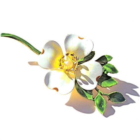 Items similar to ORIGINAL by ROBERT Vintage Enamel Flower Brooch White ...