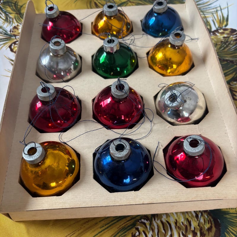 Pyramid Rauch Ornaments - Etsy