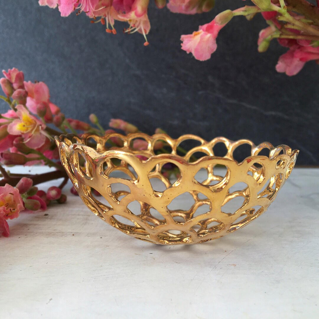 Lace Porcelain Bowl, Decorative Porcelain Bowl Pleated With Gold, Lace ...