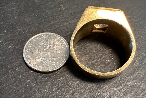 18k heavy ring clean modernist design with a faceted … - Gem