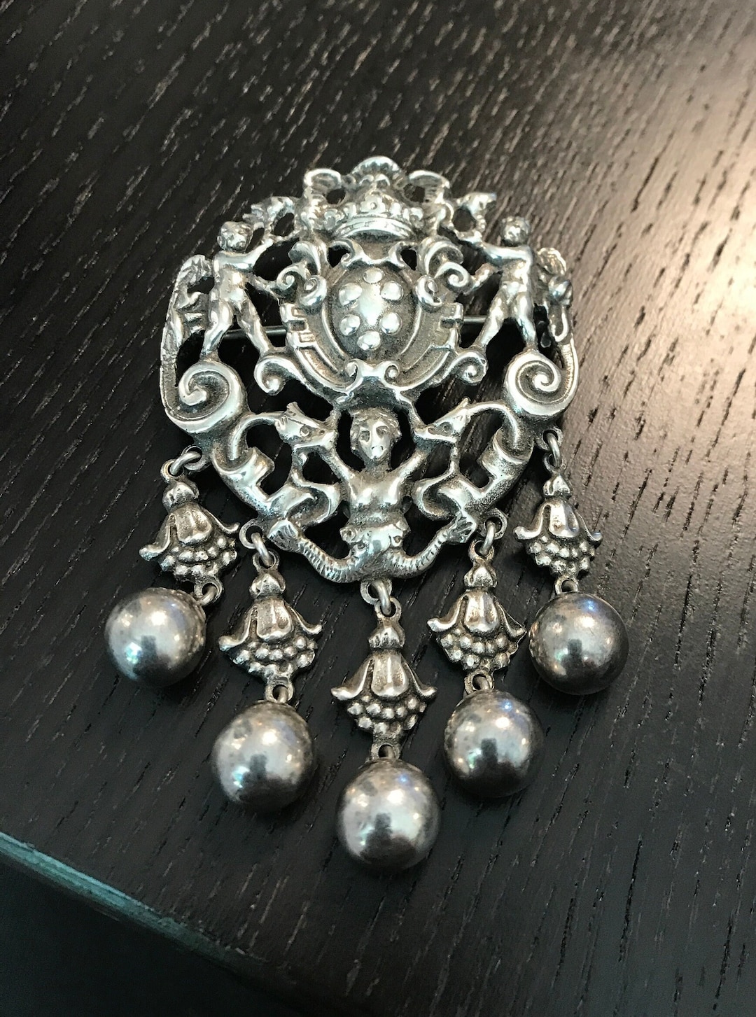 Peruzzi Silver Vintage FLORENCE CREST Fringed Large Brooch - Etsy