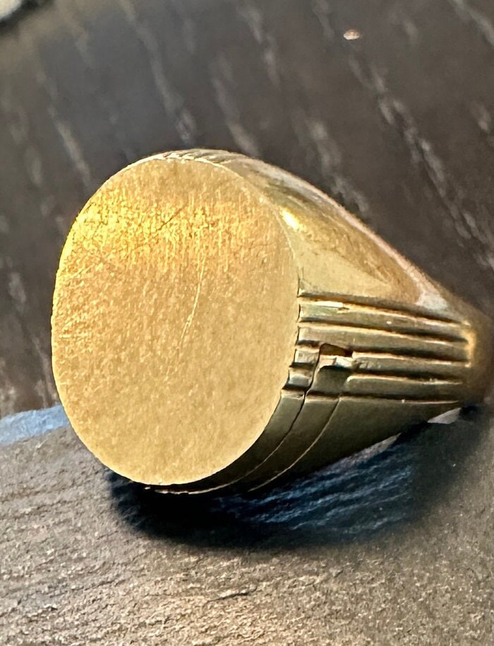 Rare 10K Gold Signet Ring With a Hidden Locket-mid Century Find, Unisex ...