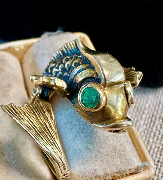 14k Dolphin ring, Exceptional design with genuine Eme… - Gem