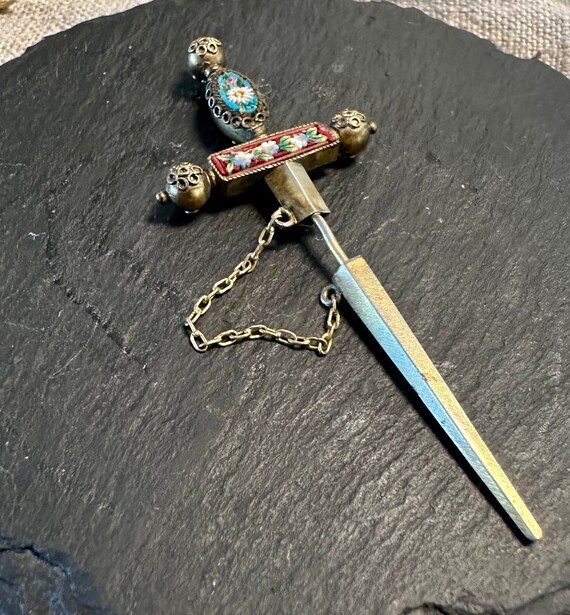 Victorian silver gilt-Scabbard, sword brooch-with ama… - Gem