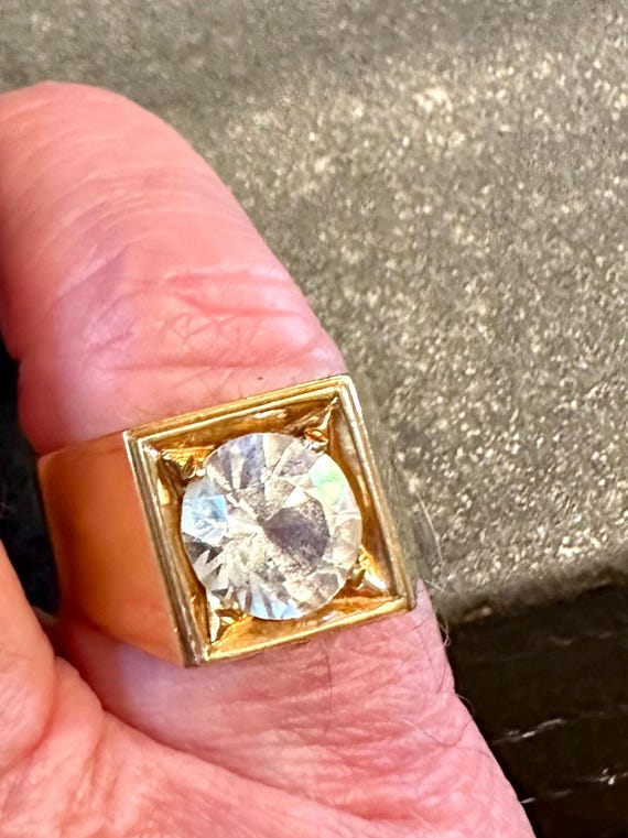 18k heavy ring clean modernist design with a faceted … - Gem