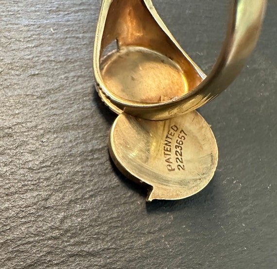 Rare 10K gold Signet ring with a hidden Locket-Mid Ce… - Gem