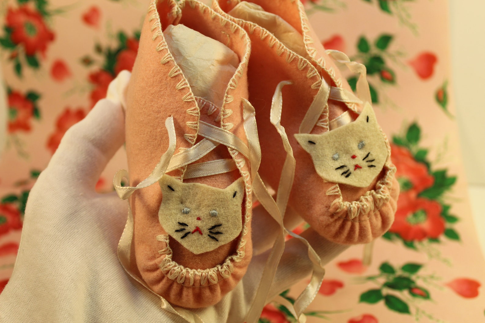 Pink Baby Booties Cat Kitten Booties Childs Footwear Baby Gift - Etsy