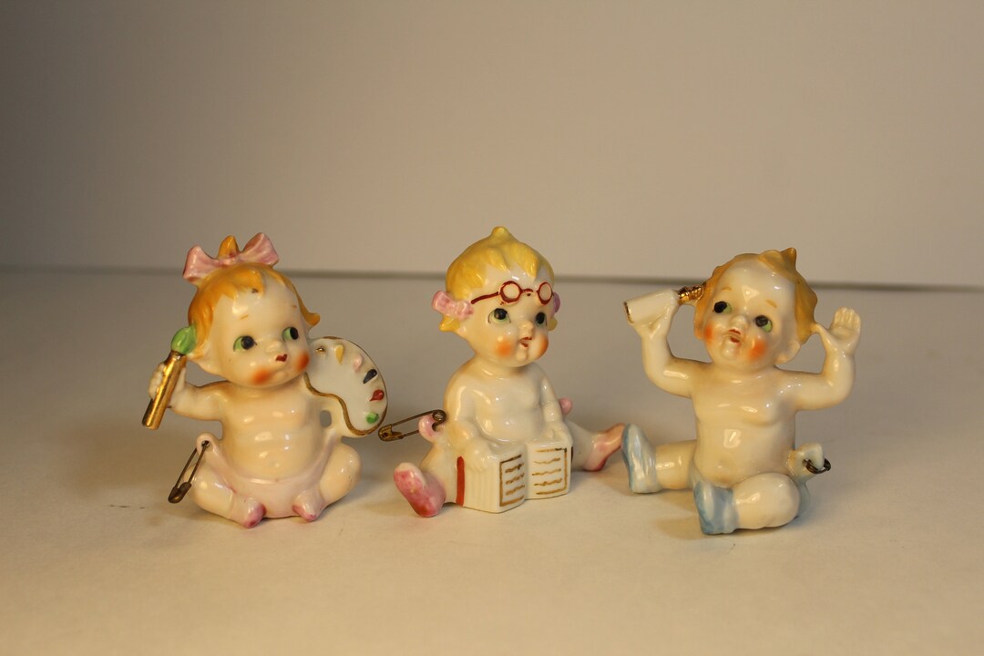 Baby Figurines in Diapers With Saftey Pin Set of Three Babies Shower ...