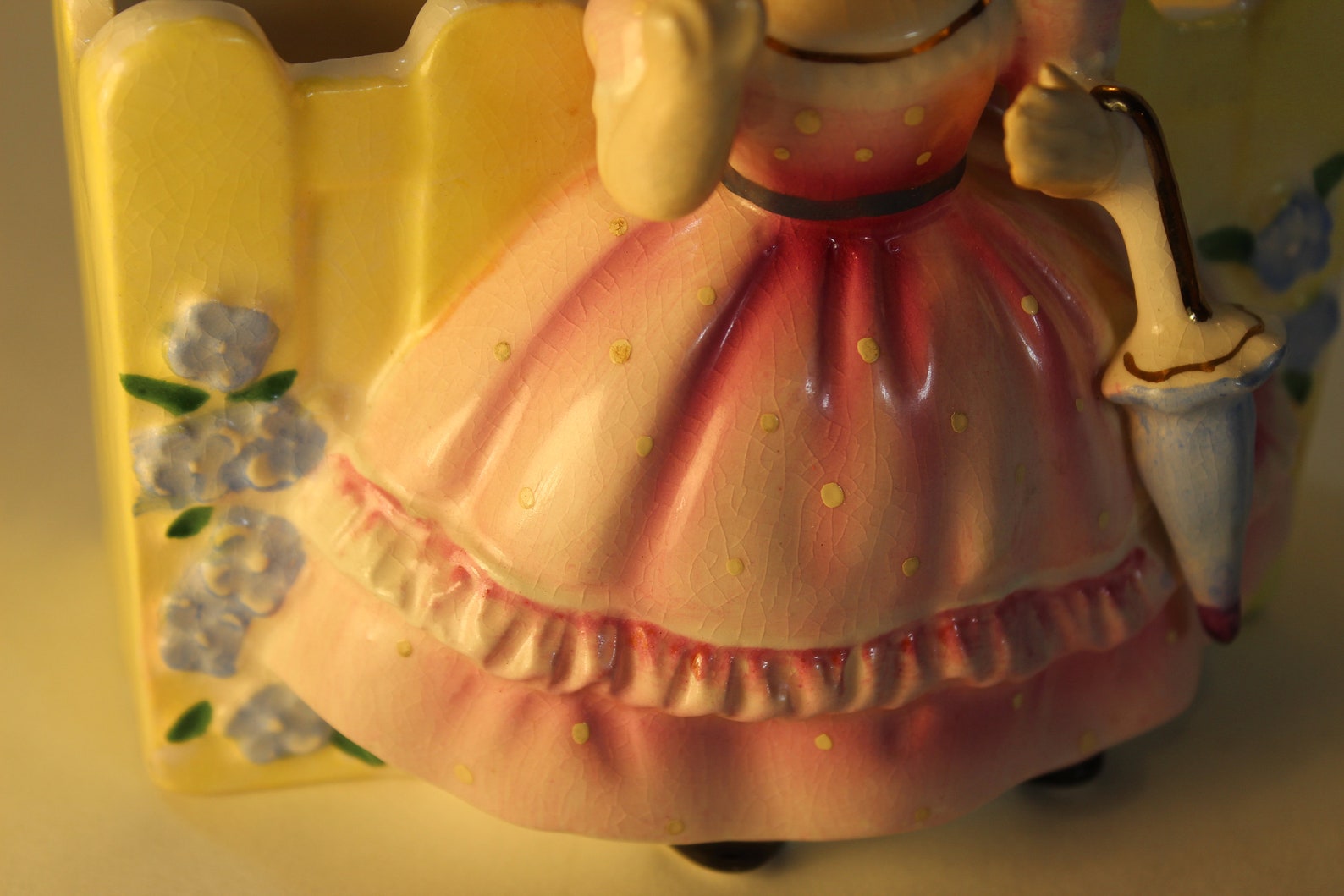 Rare Napco Planter Garden Girl With Parasol Yellow Garden Fence and ...