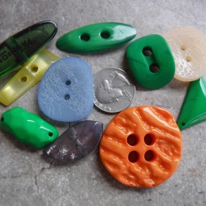 10 Funky Shaped Buttons Multi Sizes and Shades Grab Bag - Etsy