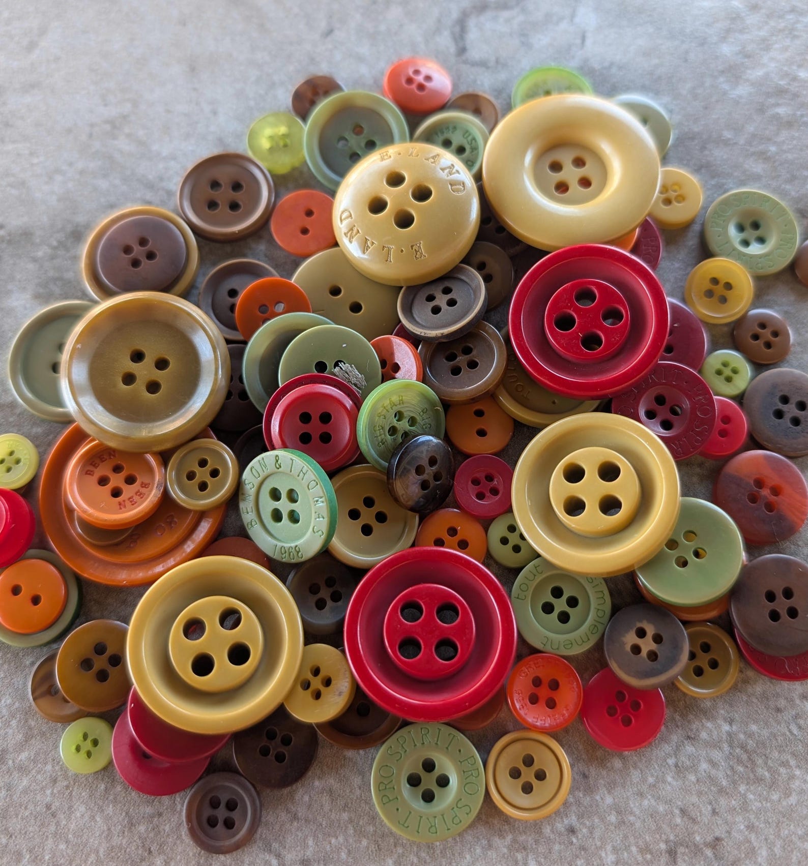 Fall Buttons, 100 Bulk Assorted Round Multi Size Crafting Sewing ...