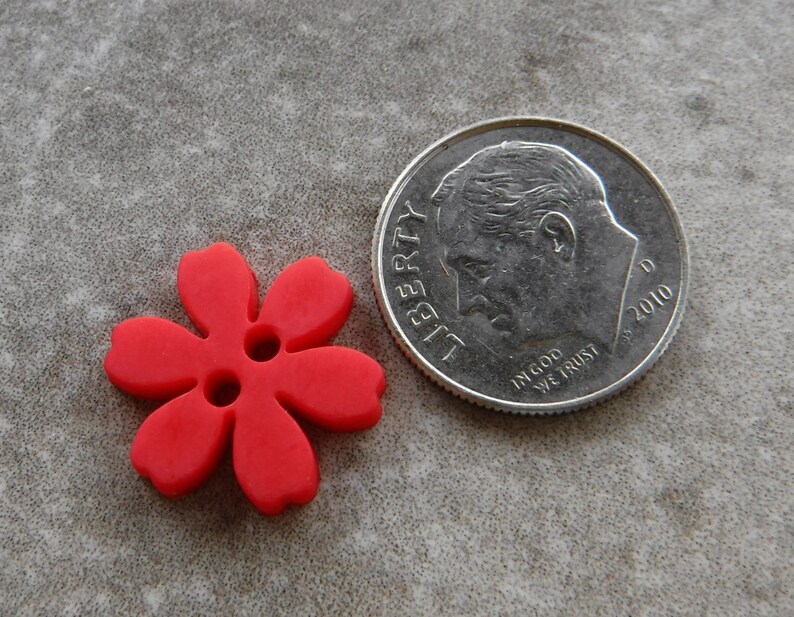 6 Red Primrose Small Flower Buttons Size 9/16" - Etsy