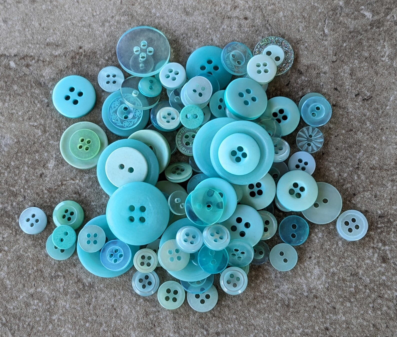 Aqua Shade Buttons, 100 Bulk Assorted Round Multi Size Crafting Sewing ...