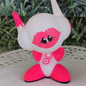 Mattel U.B. Funkeys Figurine Gabby White & Pink Computer Game Toy - Etsy