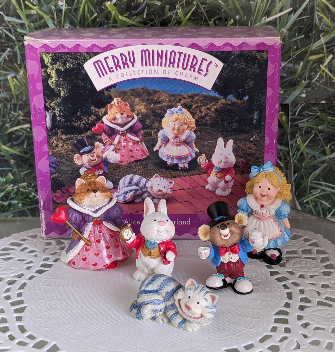 Alice in Wonderland Hallmark Merry Miniatures Set Valentine 1996 - Etsy