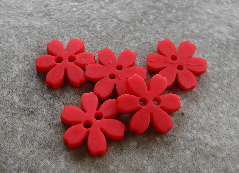 6 Red Primrose Small Flower Buttons Size 9/16" - Etsy