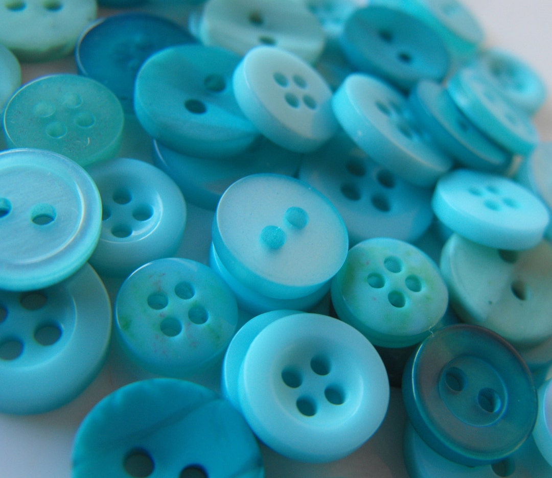 Waterfall Buttons, 50 Small Assorted Round Sewing Crafting Bulk Buttons ...