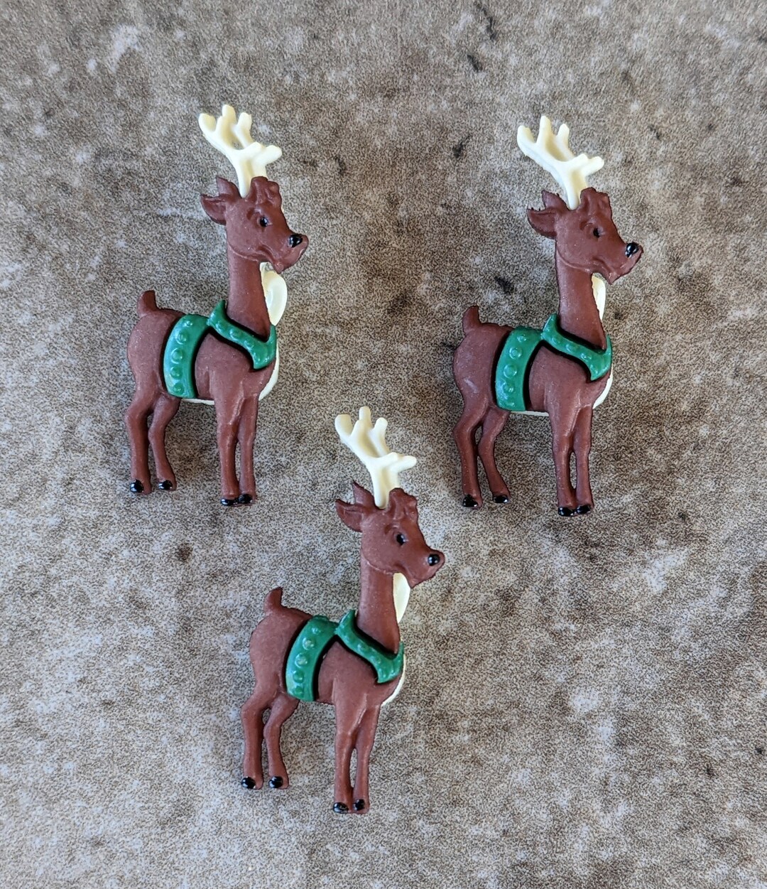 3 Harnessed Reindeer Shank Buttons Size 1 3/8" - Etsy