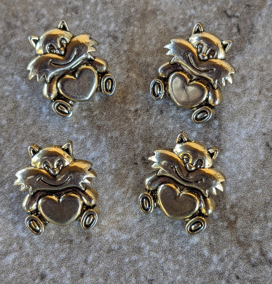 4 Cats With Gold Heart Shank Buttons Size 5/8" - Etsy