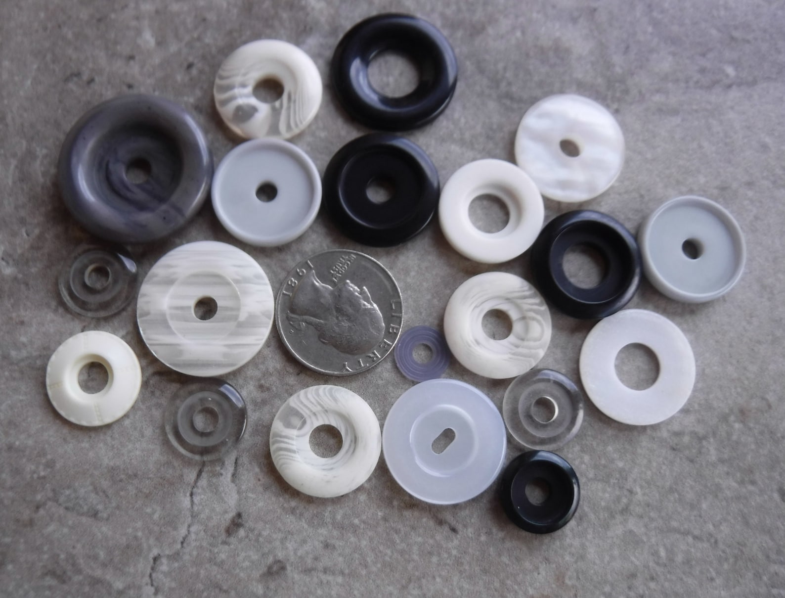20 Washers Round Buttons Multi Sizes and Shades Grab Bag - Etsy