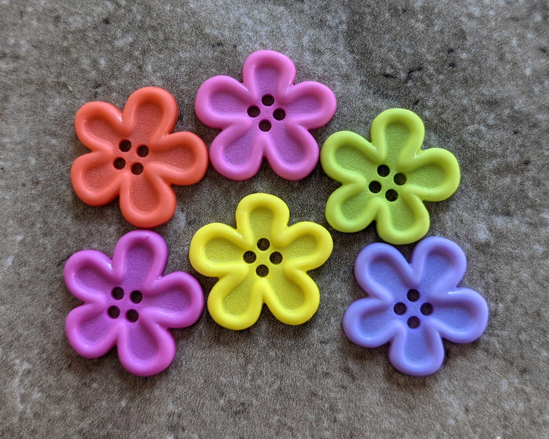 6 Rimmed Daisy Flower Buttons Size 3/4" You Choose the Color - Etsy