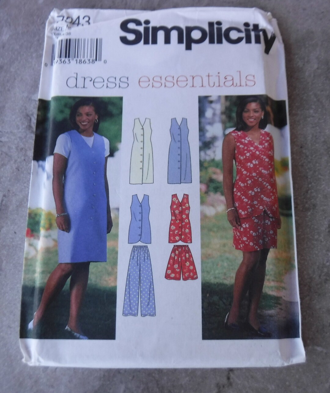 Simplicity Pattern Misses Petite Dress, Vest, Pants and Shorts 7043 ...