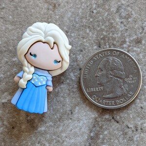 2 Disney Elsa Frozen Shank Buttons Size 1 5/16 - Etsy