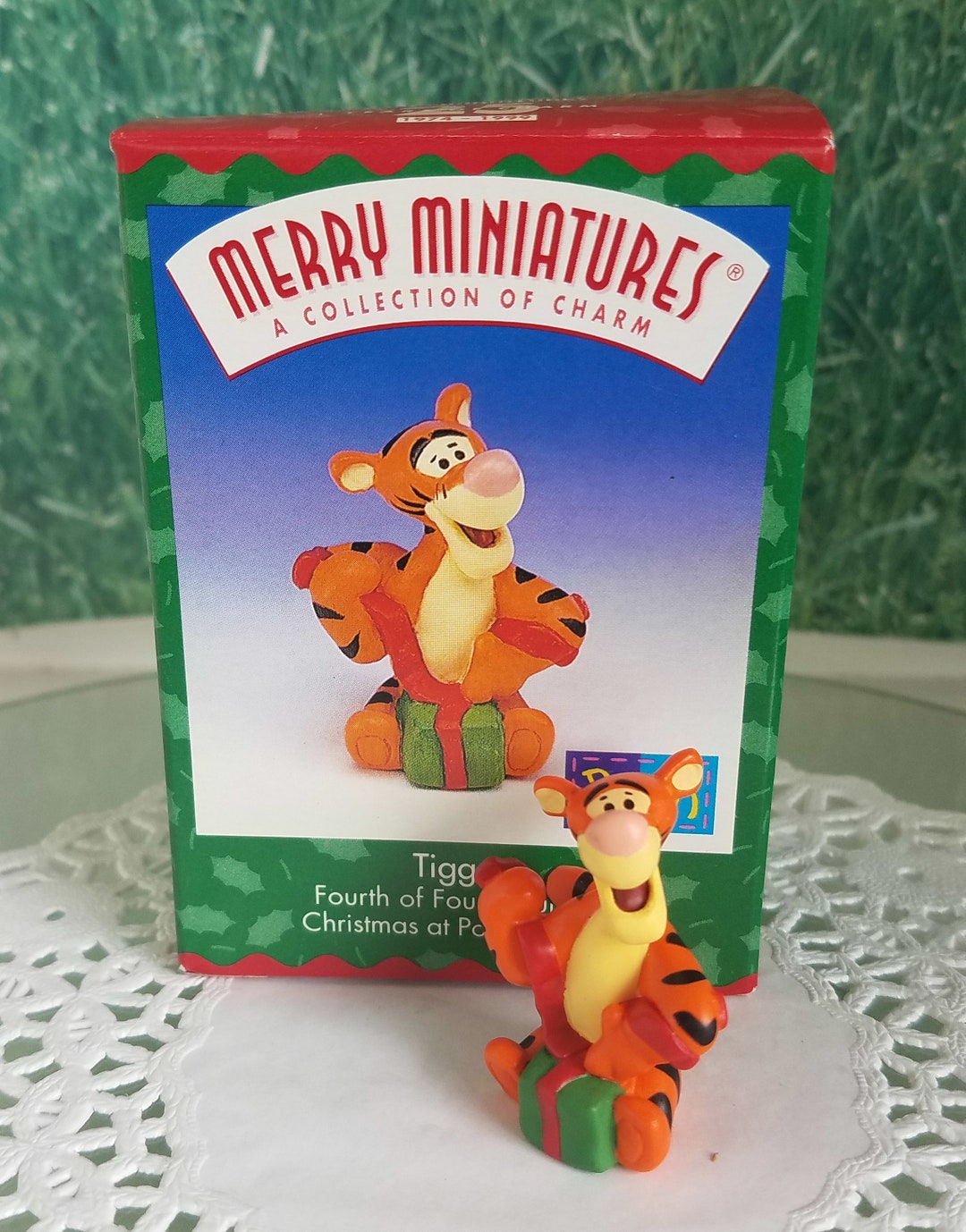 Tigger Hallmark Merry Miniature Christmas 1999 - Etsy