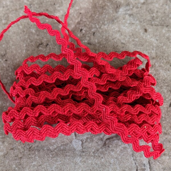 Red Rick Rack - Etsy