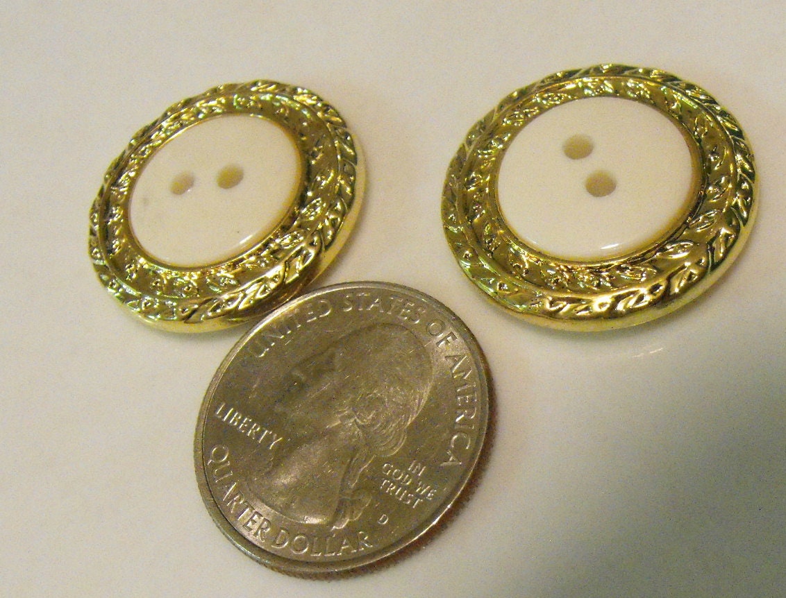 15 Gold Leaf Rim Flat Large Round Buttons Size 15/16 - Etsy