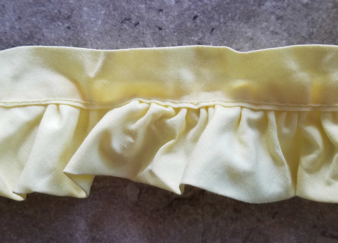 Vintage Yellow Gathered Homemade Bias Trim Ruffled Binding Quilt Baby ...