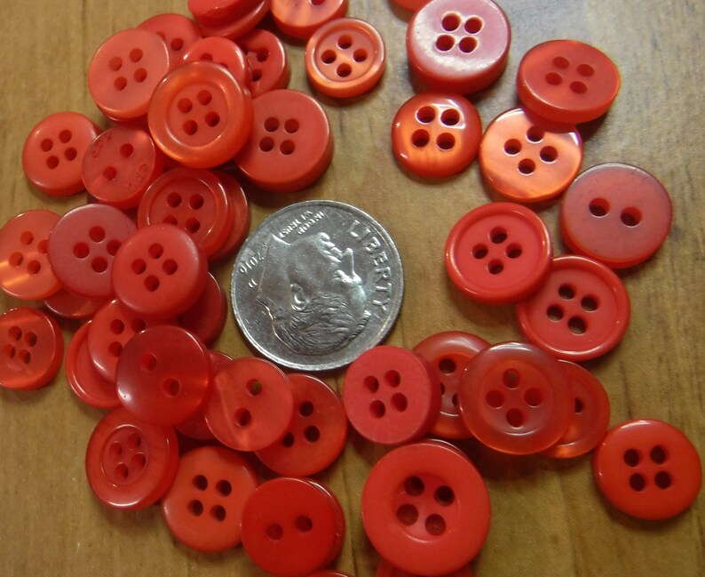 Red Shades Buttons 50 Small Assorted Round Sewing Crafitng - Etsy
