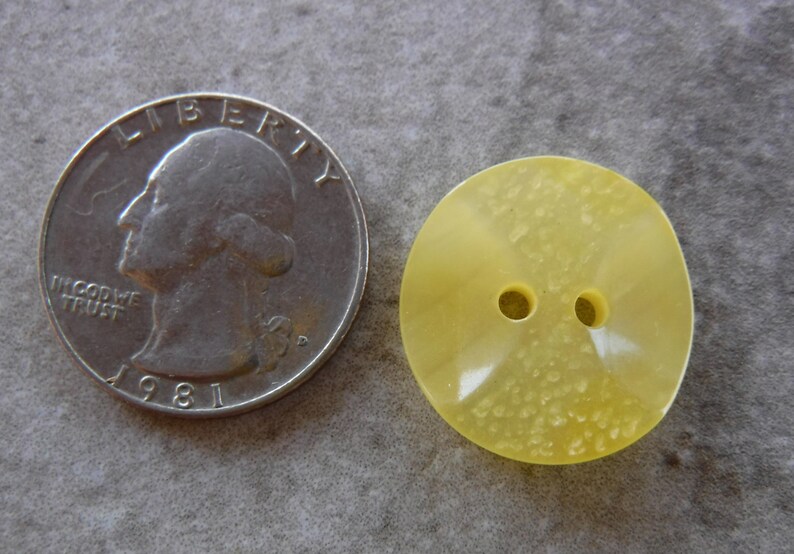 10 Yellow Pinched Medium Round Buttons Size 13/16" - Etsy