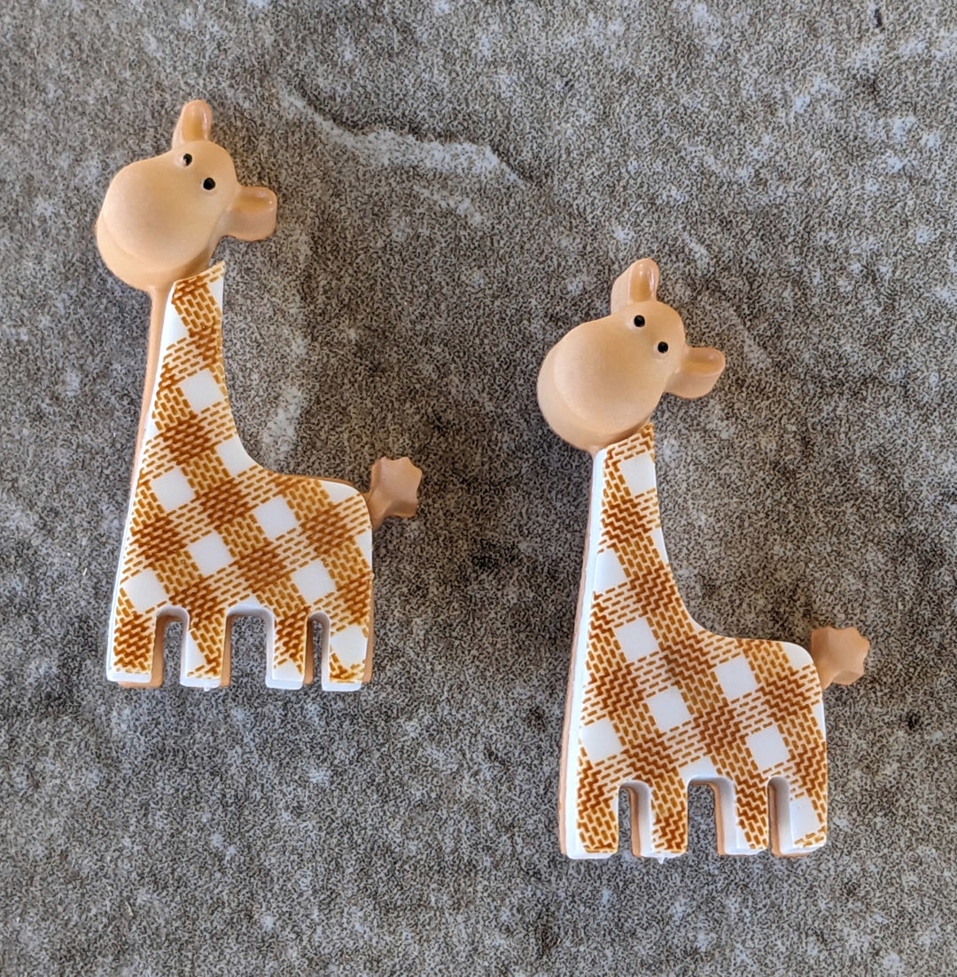 2 Checkered Giraffe Shank Buttons Size 5/8" Crafting Sewing - Etsy