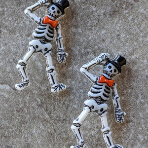 2 Dancing Skeletons Top Hat Shank Buttons 13/16" - Etsy