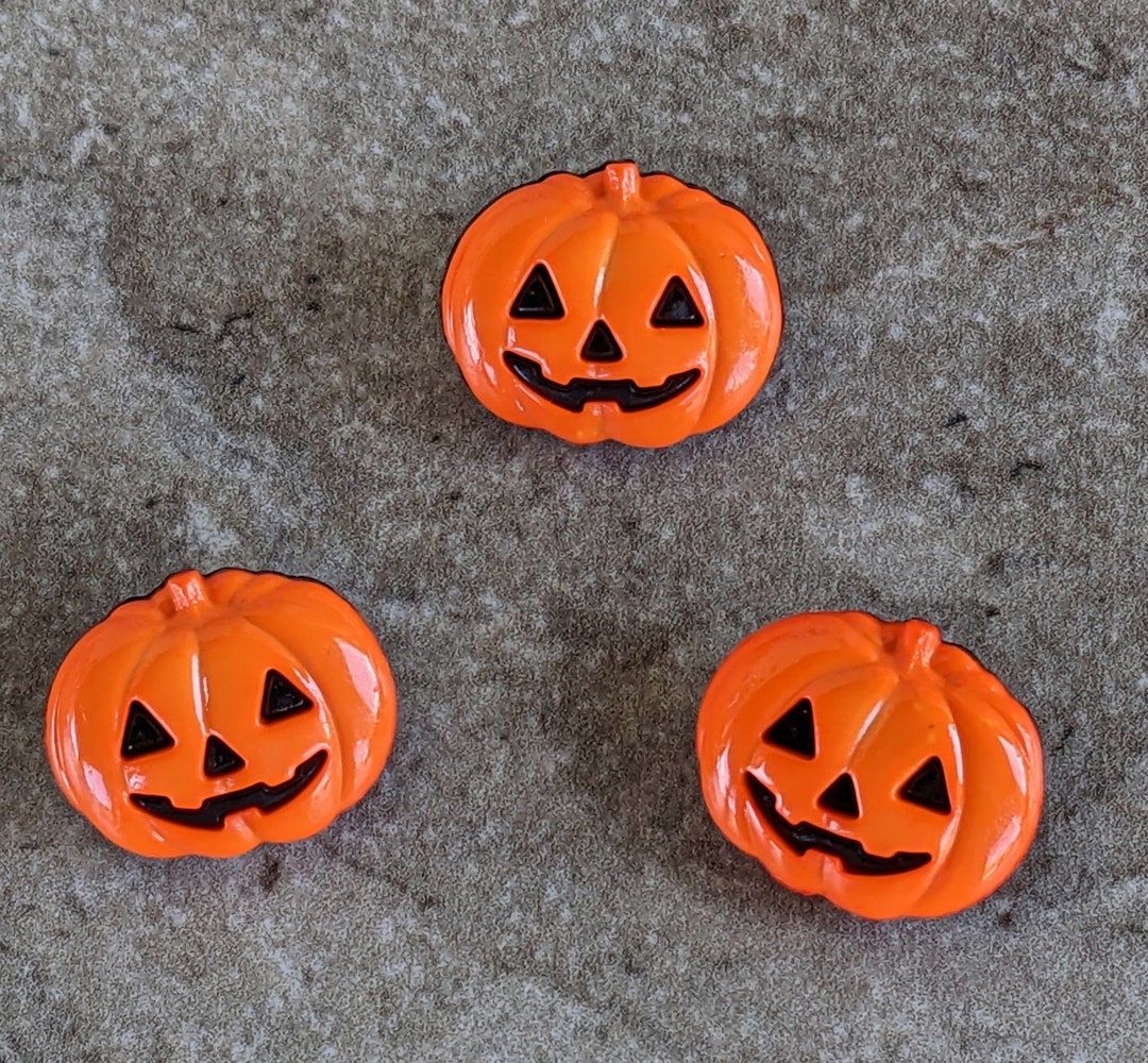 3 Joyful Pumpkins Large Shank Buttons Size 1" - Etsy